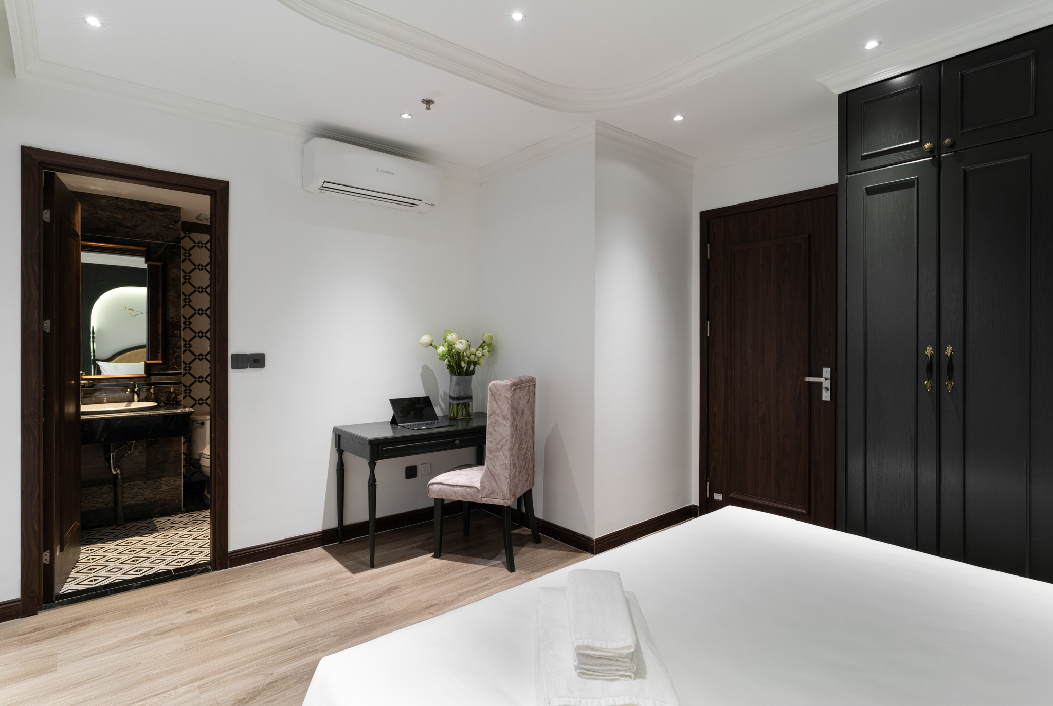 エリ リナ ホテル(ELI RINA HOTEL) 写真・動画【楽天トラベル】