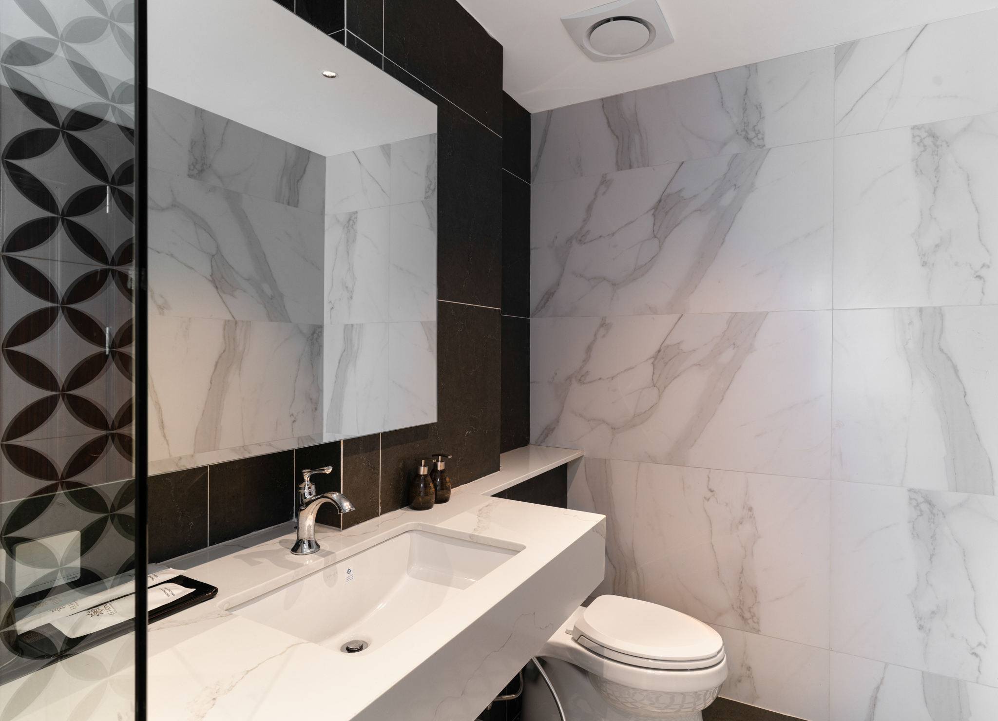 エリ リナ ホテル(ELI RINA HOTEL) 写真・動画【楽天トラベル】