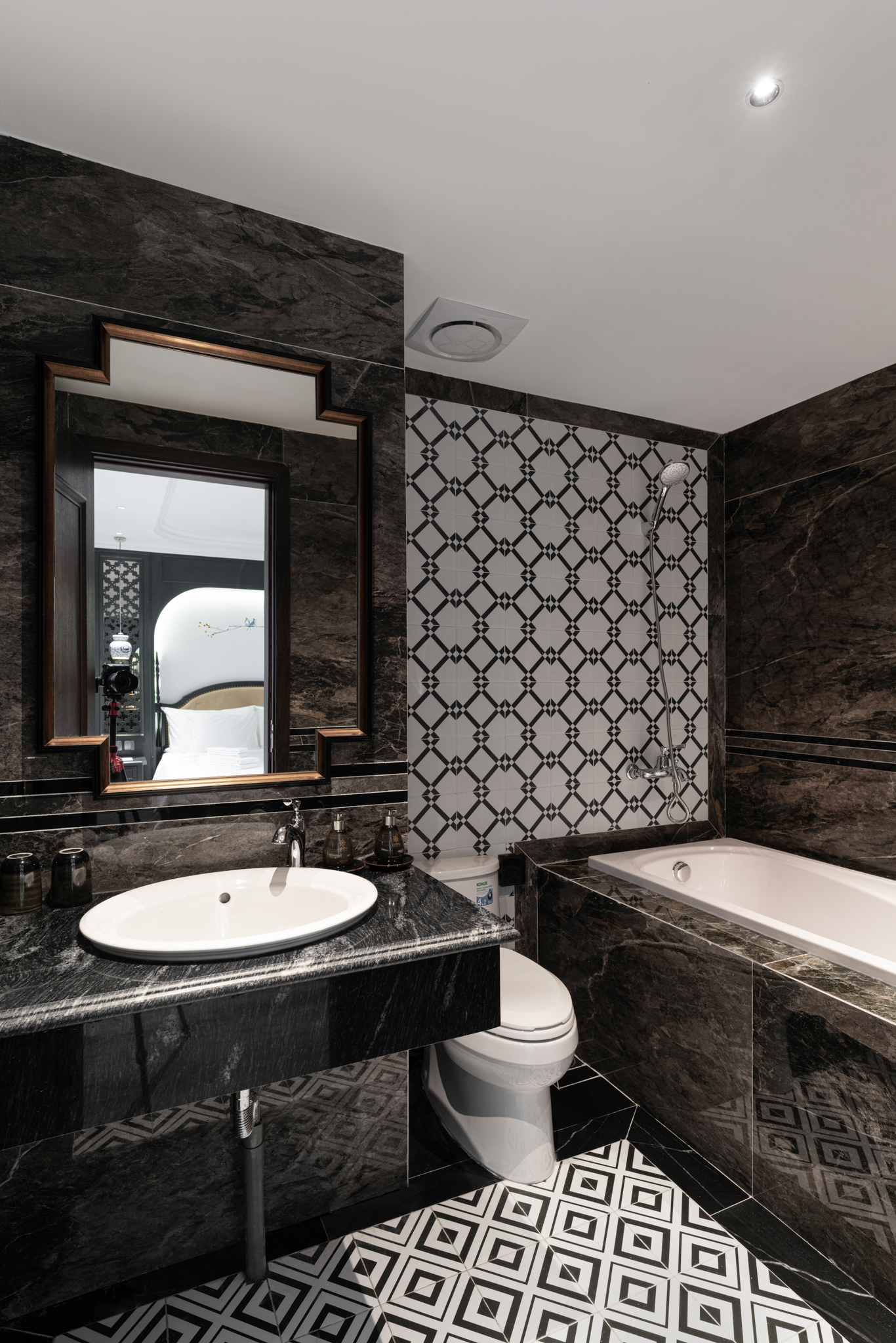 エリ リナ ホテル(ELI RINA HOTEL) 設備・アメニティ・基本情報【楽天トラベル】