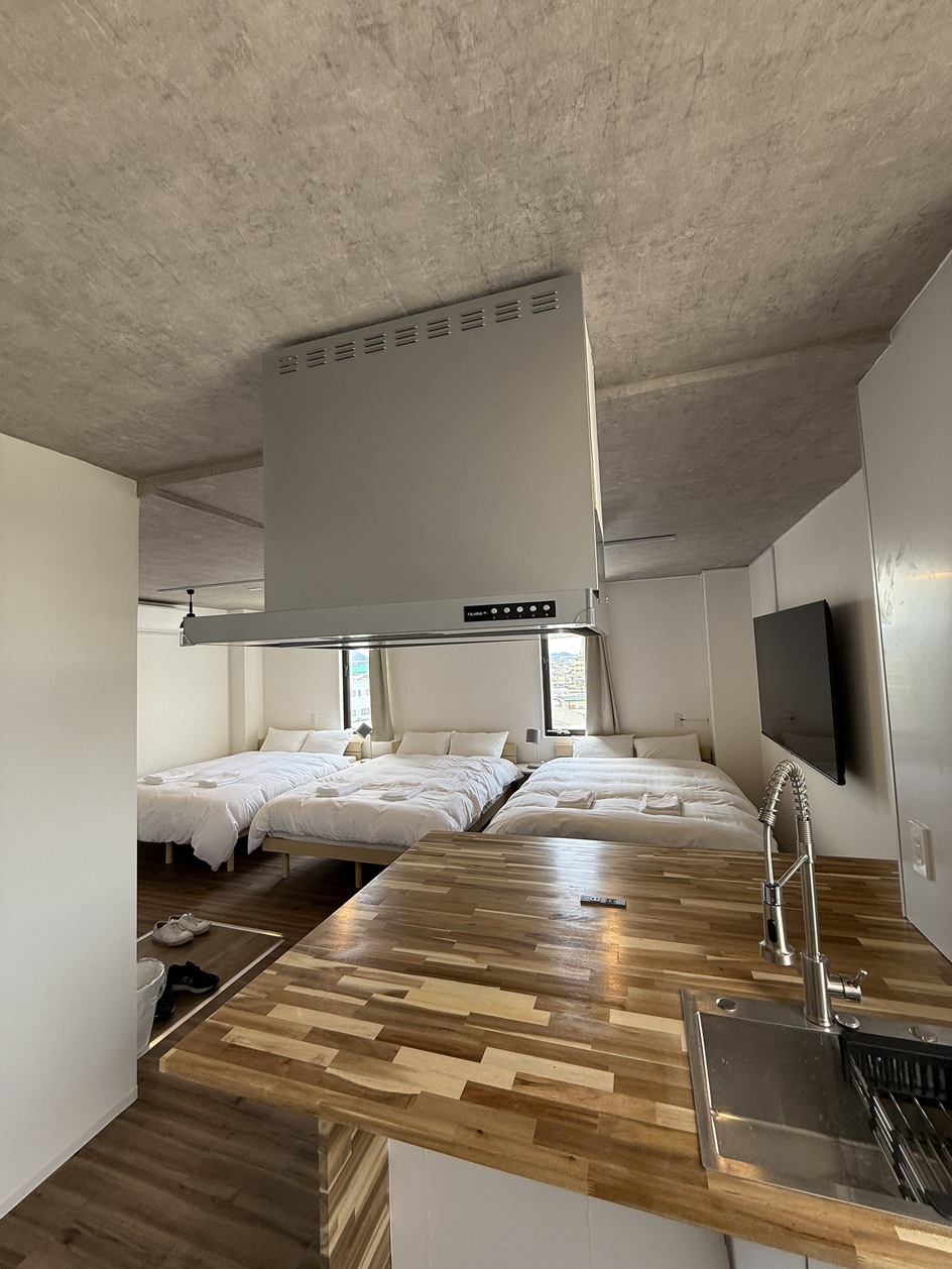 The book lounge hotel KANI 宿泊予約【楽天トラベル】